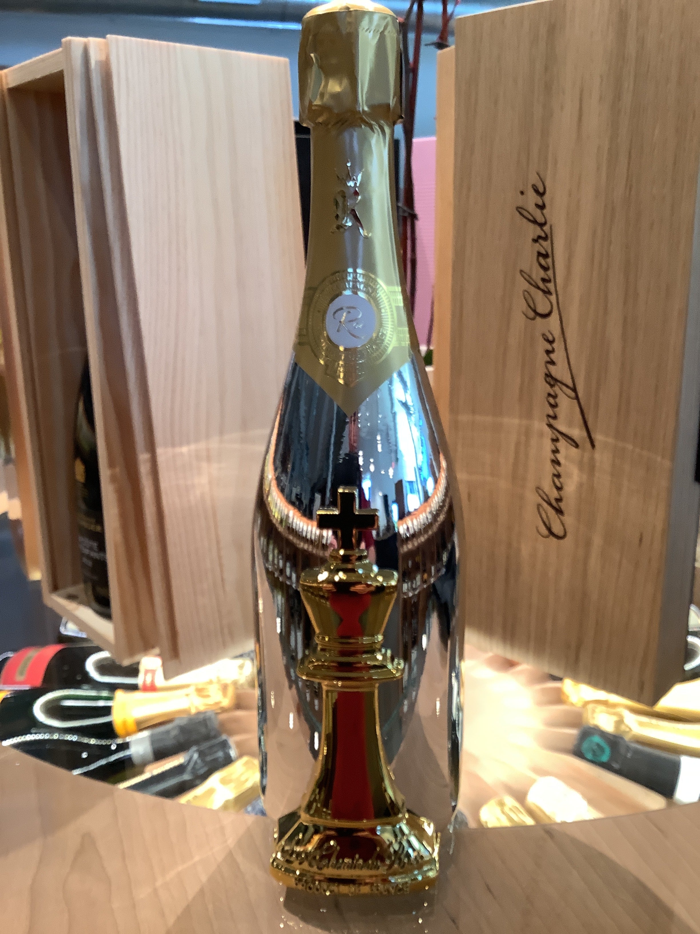 Le Chemin du Roi Brut – Clayton Winehouse